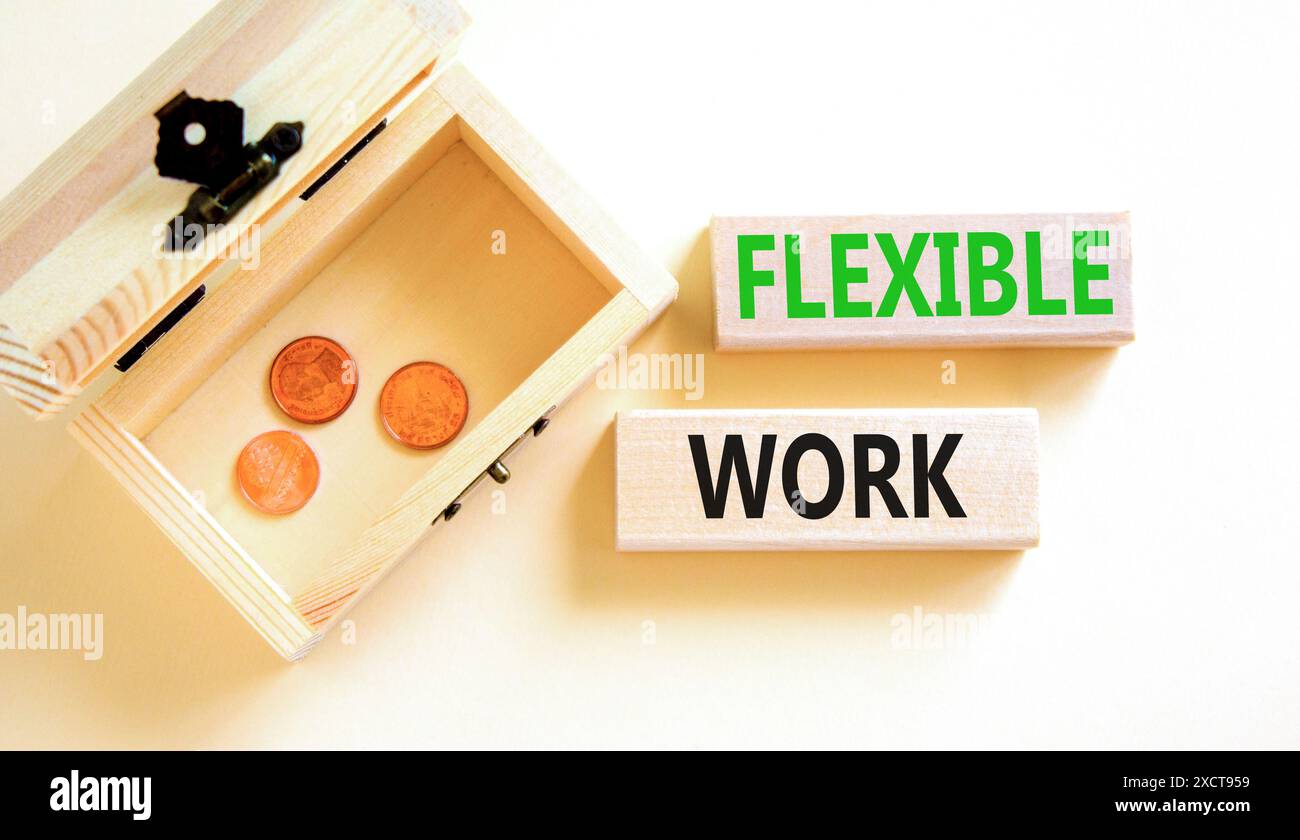Flexible work symbol. Concept words Flexible work on beautiful wooden ...