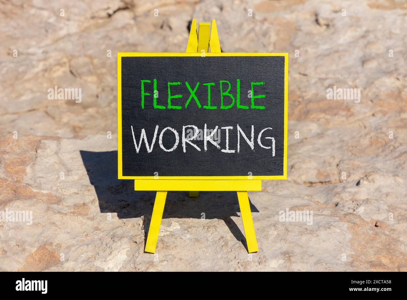 Flexible working symbol. Concept words Flexible working on beautiful ...