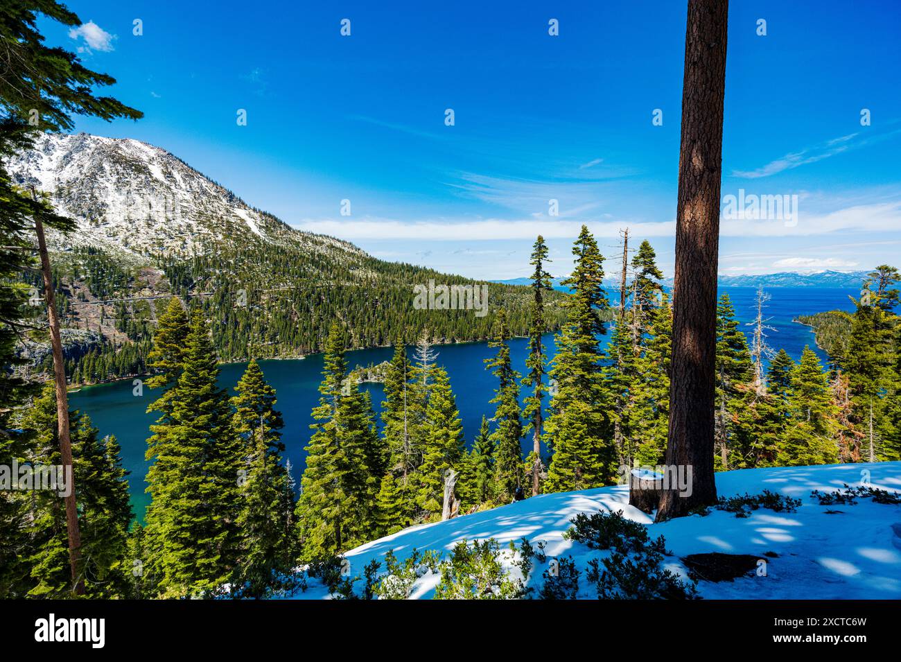 California lake tahoe emerald hi-res stock photography and images - Alamy