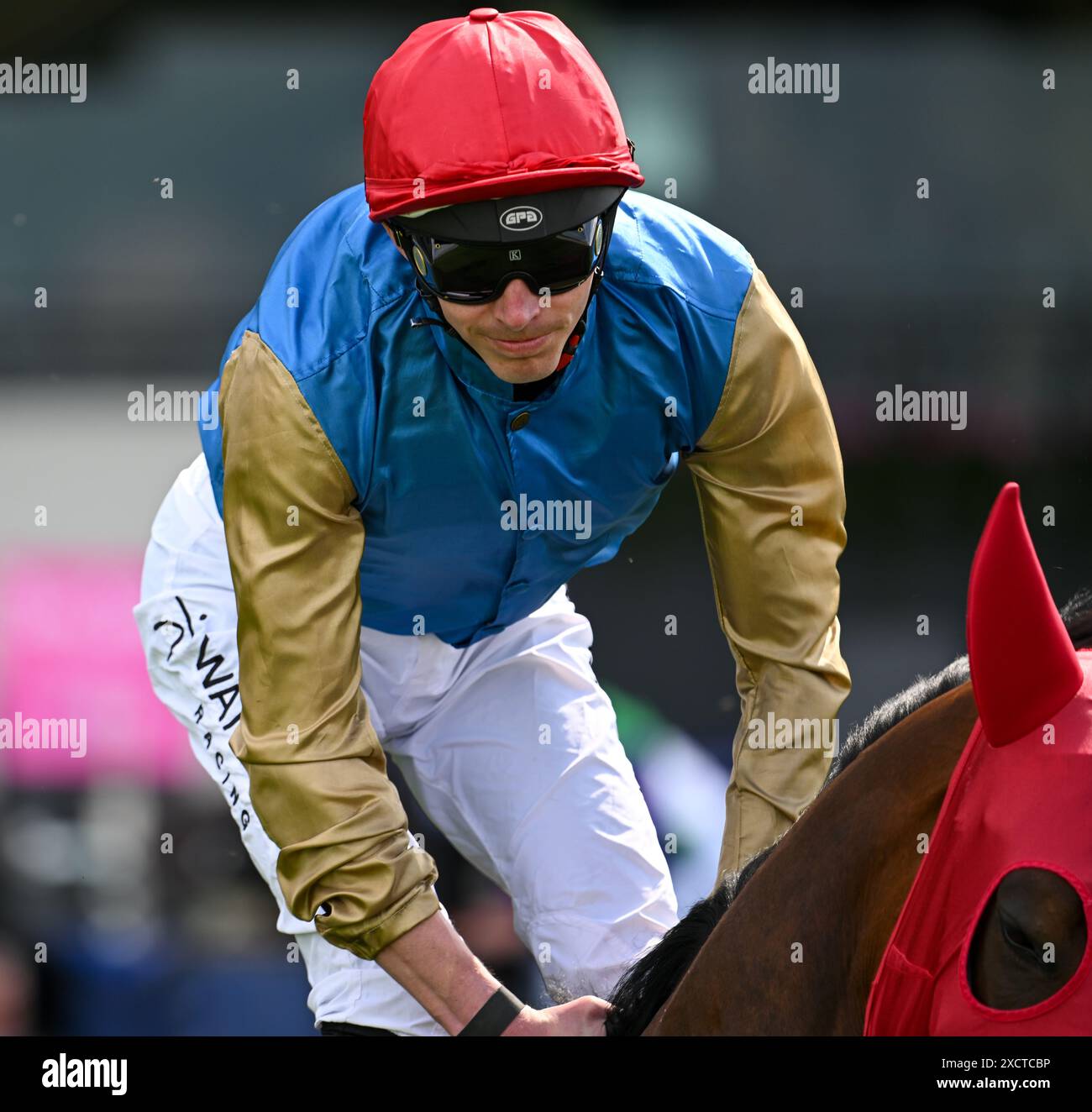 Ascot, UK. 18 June, 2024. James Doyle on Rogue Lightning during the ...