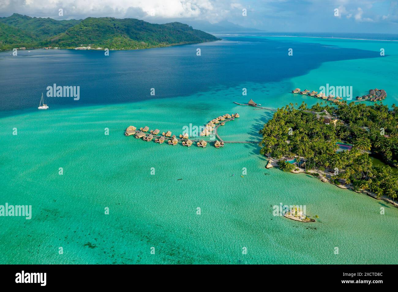 FRENCH POLYNESIA. TAHAA ISLAND, AERIAL VIEW Stock Photo - Alamy