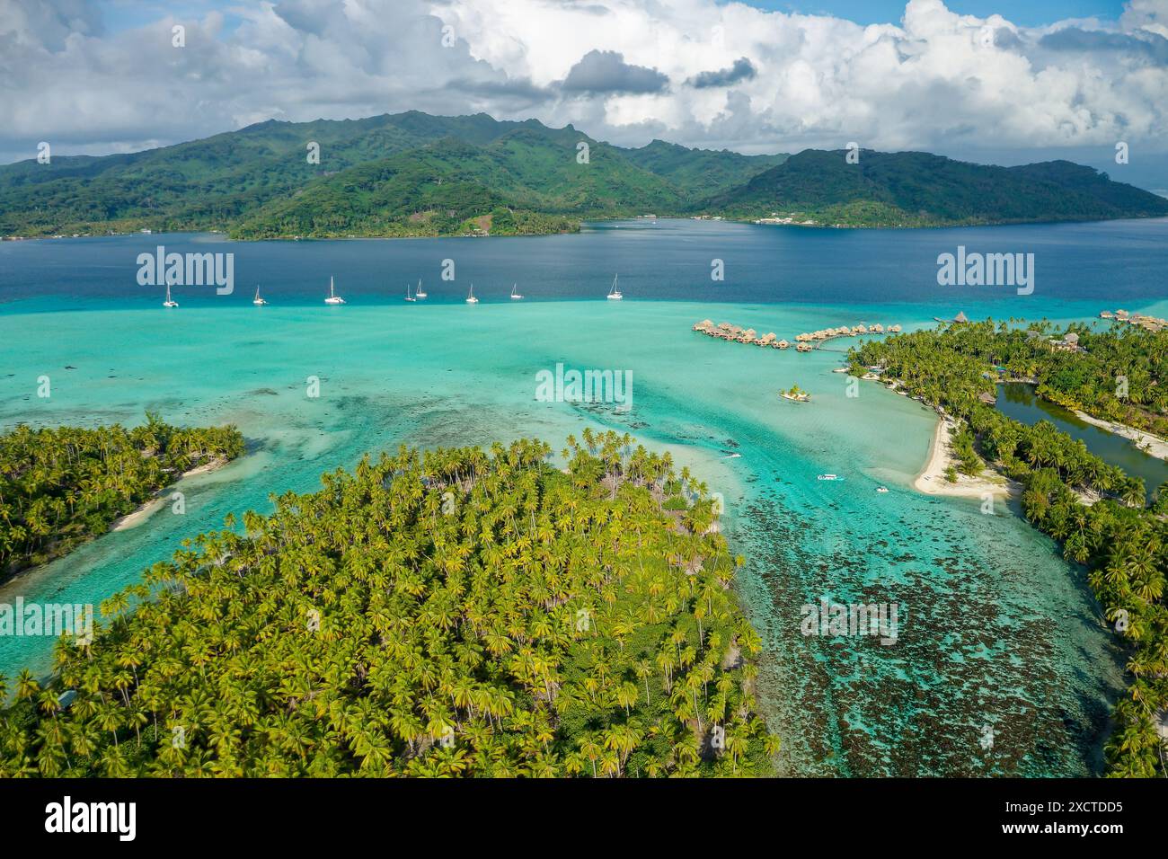 FRENCH POLYNESIA. TAHAA ISLAND, AERIAL VIEW Stock Photo - Alamy