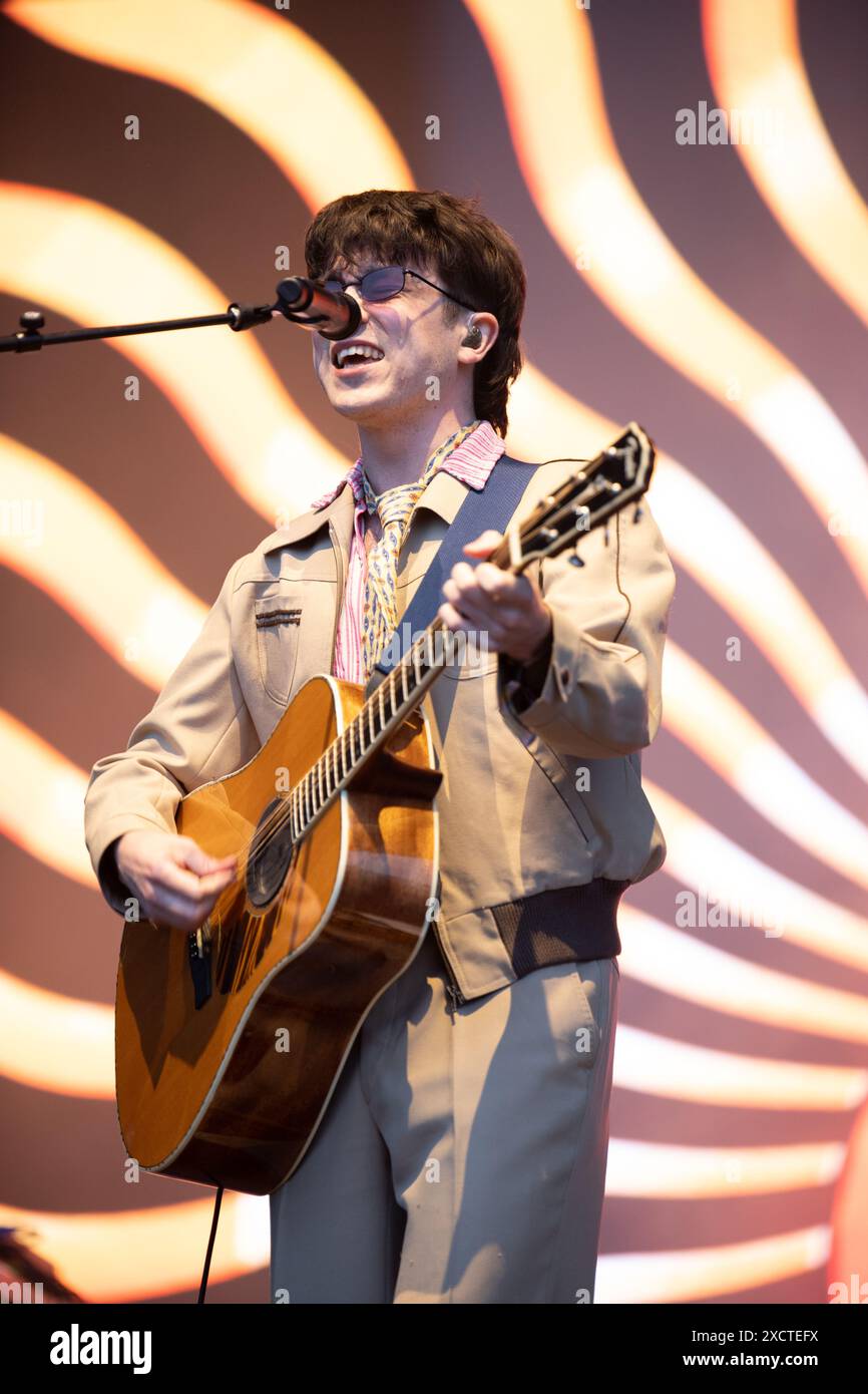 Declan mckenna show hi-res stock photography and images - Alamy