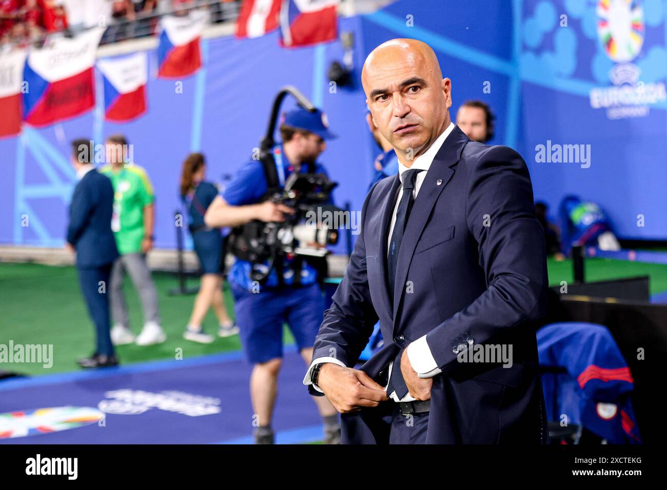 LEIPZIG, GERMANY - JUNE 18: Head Coach Roberto Martinez of Portugal ...
