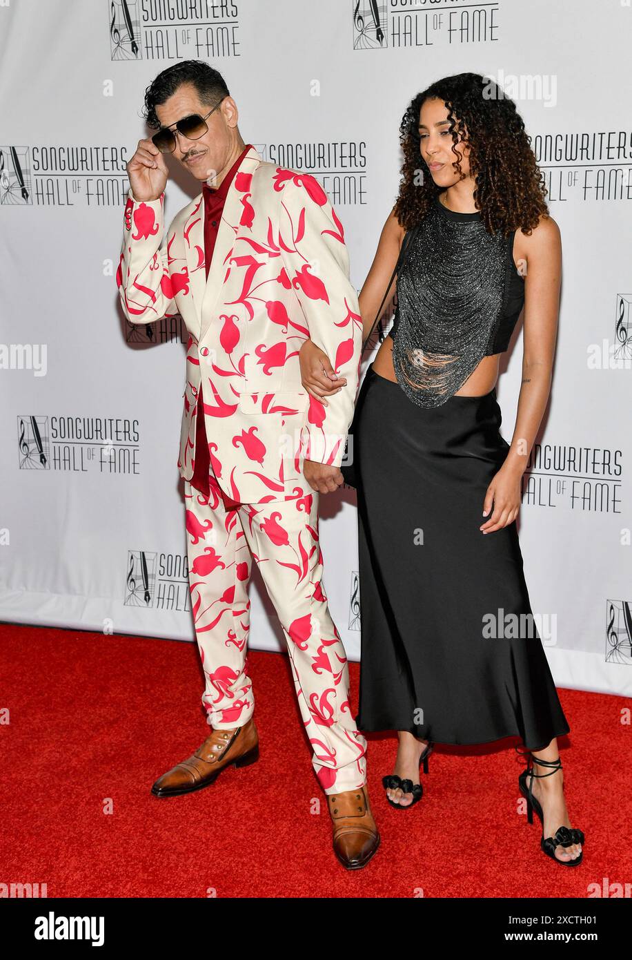 El DeBarge, left, and daughter Adris Debarge attend the Songwriters ...