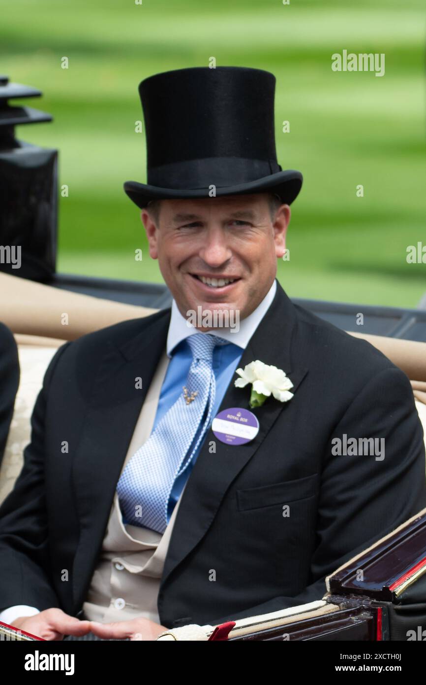 Peter Phillips, son of The Princess Royal arrives in the Royal Carriage ...