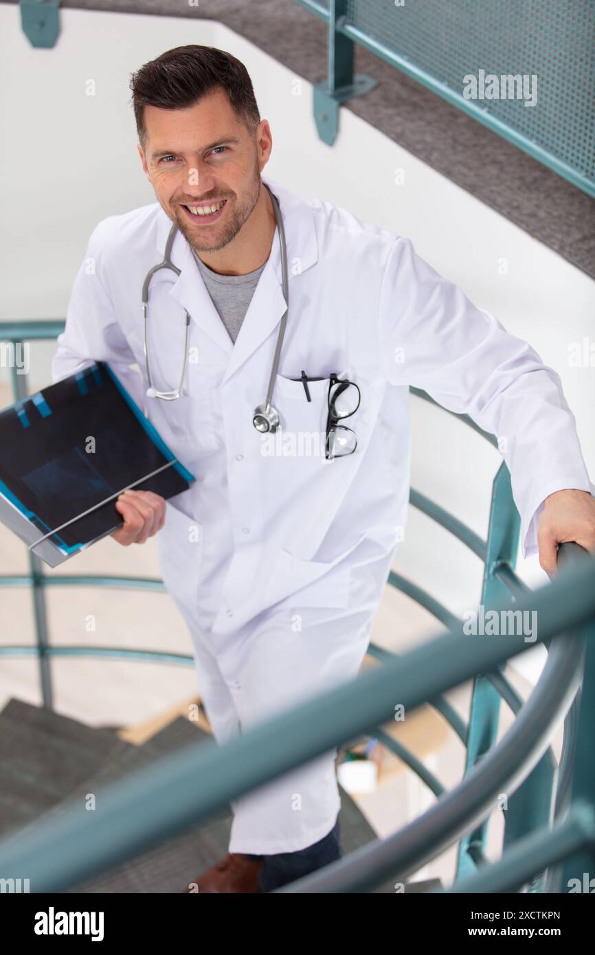 Doctors stairs hi-res stock photography and images - Alamy