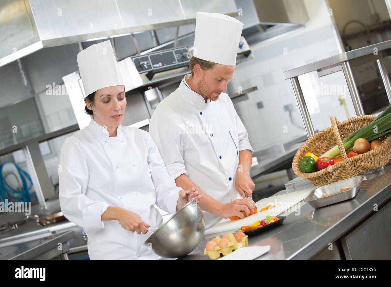Sous chef hi-res stock photography and images - Alamy