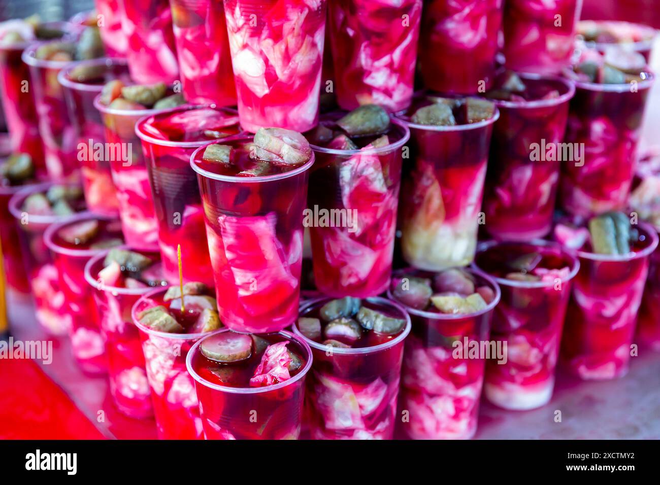 Salgam suyu hi-res stock photography and images - Alamy