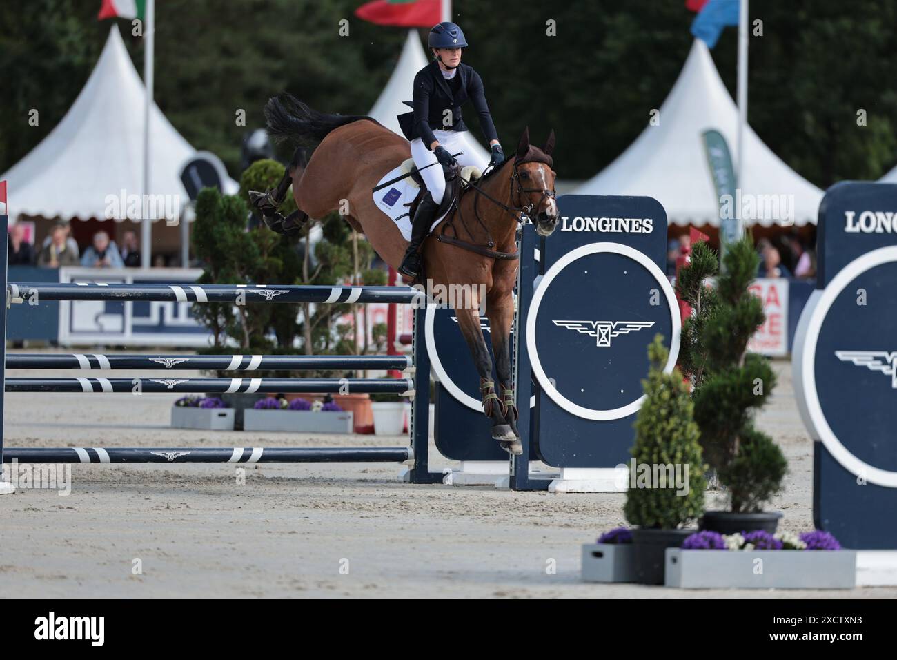 Caroline Harris of Great Britain with D. Day during the CCI5 ...