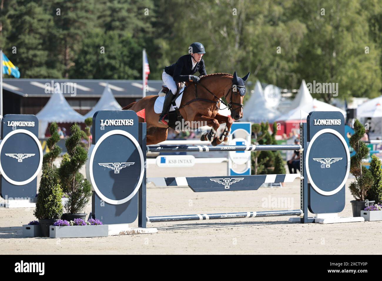 Robbie Kearns of Ireland with Ballyvillane Obos during the CCI5 ...