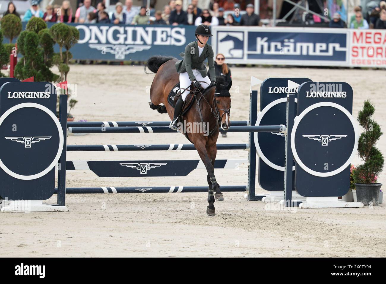 Julia Krajewski of Germany with Nickel 21 during the CCI4*-S Meßmer ...