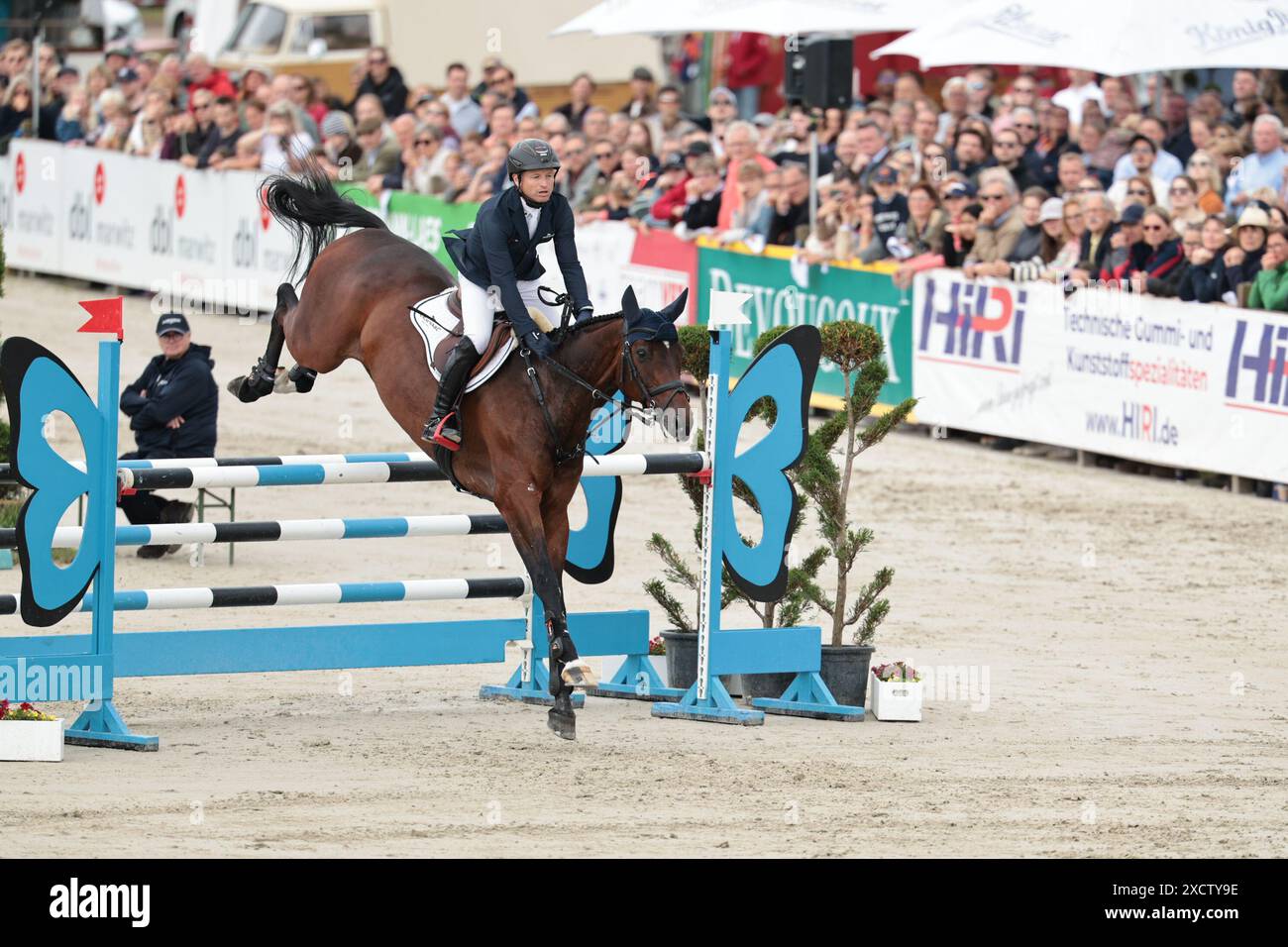 Michael Jung of Germany with Fischerchipmunk Frh during the CCI4*-S ...