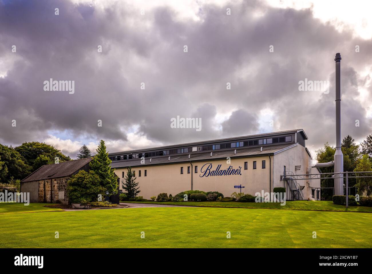Scottish whisky distillery tour Stock Photo - Alamy
