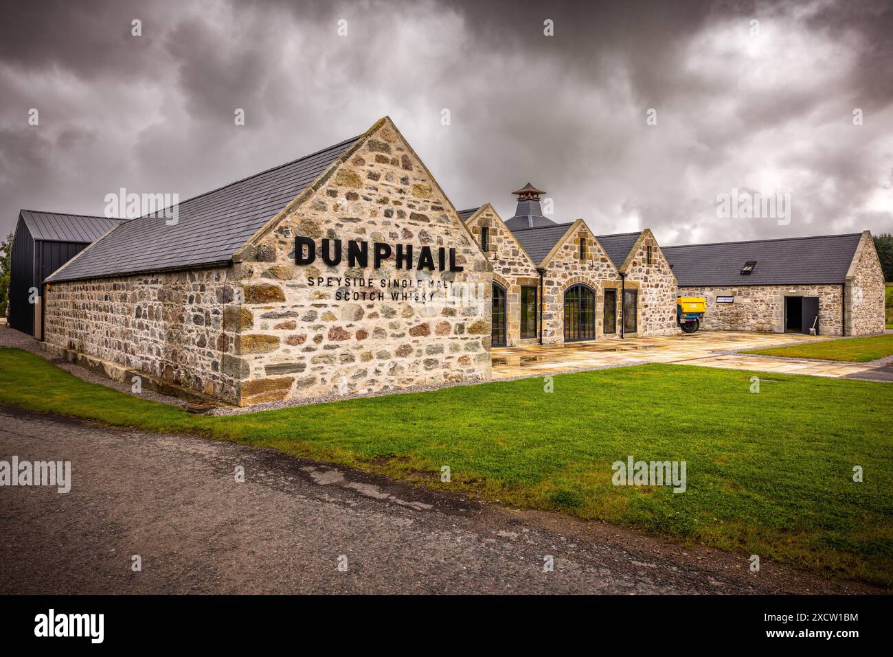 Scottish whisky distillery tour Stock Photo - Alamy