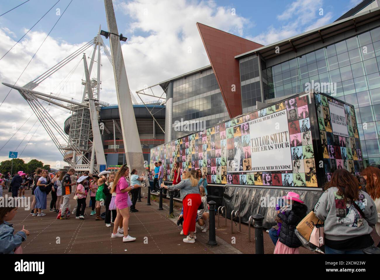 Taylor swift eras tour hi-res stock photography and images - Alamy