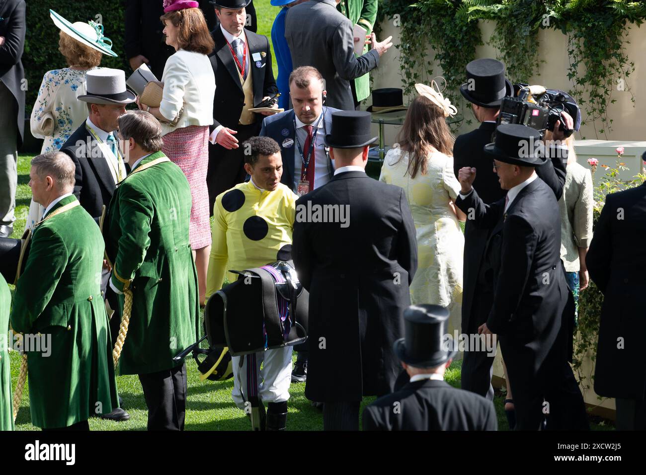 Ascot, UK. 18th June, 2024. Jockey Sean Levy on horse Rosallion wins ...