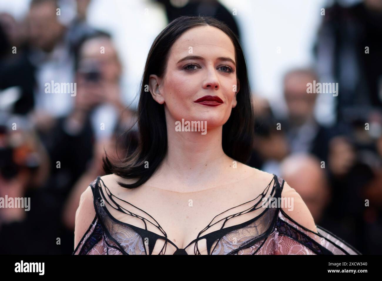 Eva Green poses for photographers upon arrival at the premiere of the ...