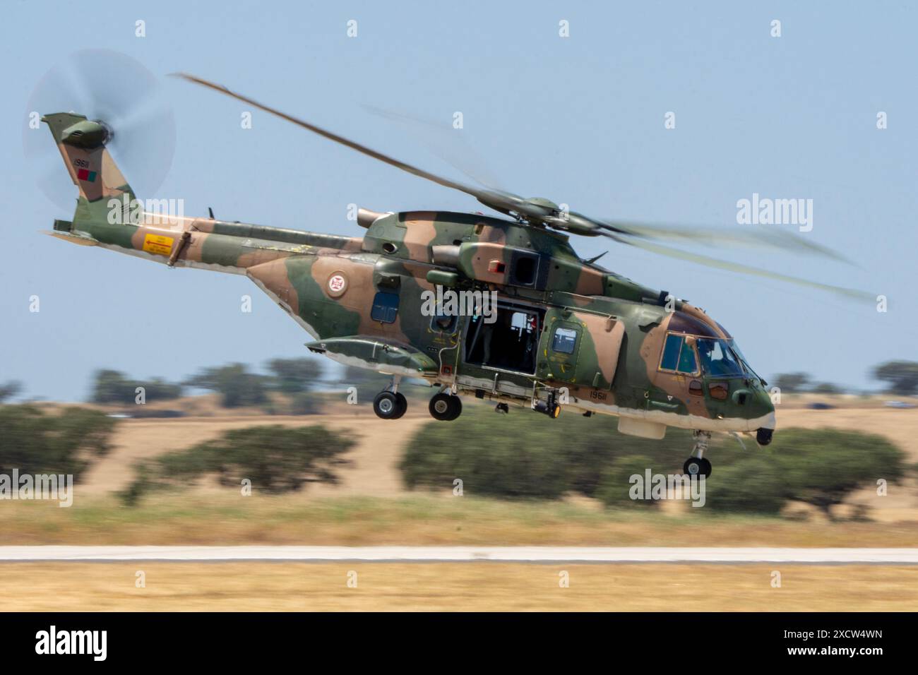 Helicóptero eh hi-res stock photography and images - Alamy