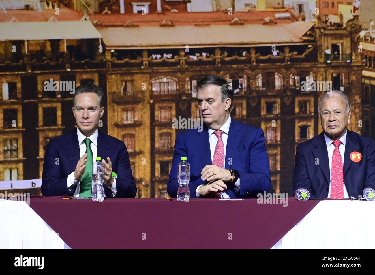 (L-R) Manuel Velasco Coello, Marcelo Ebrard and Alberto Anaya during a ...