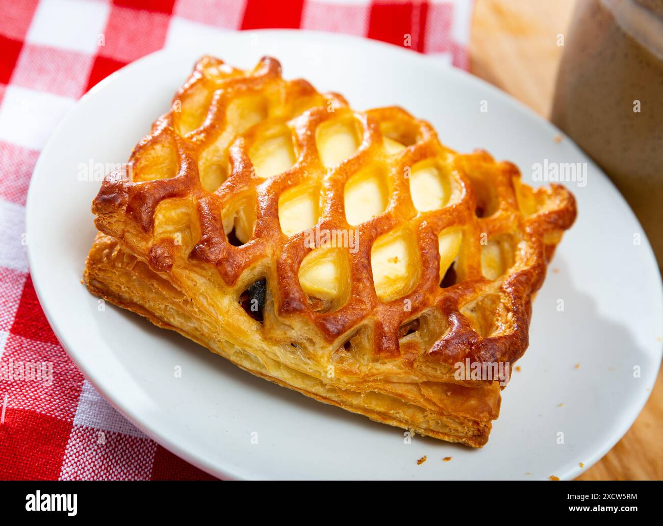 Puff pastry with goat cheese Stock Photo - Alamy