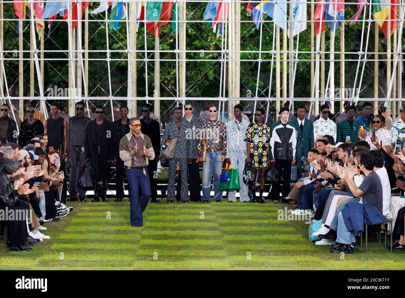 Paris, Frankreich. 18th June, 2024. Pharrell Williams at LOUIS VUITTON ...