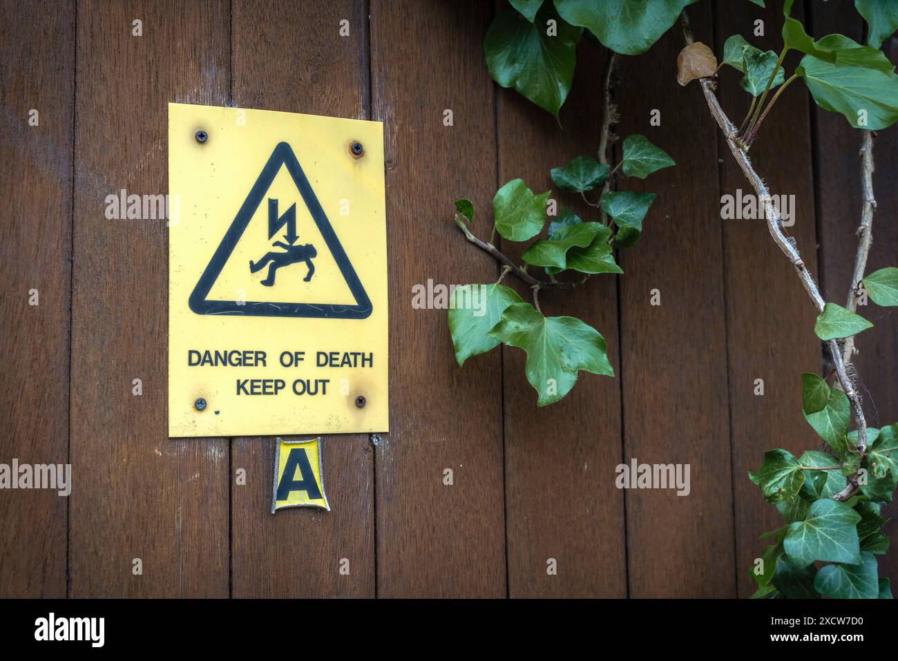 Bold high voltage warning sign hi-res stock photography and images - Alamy