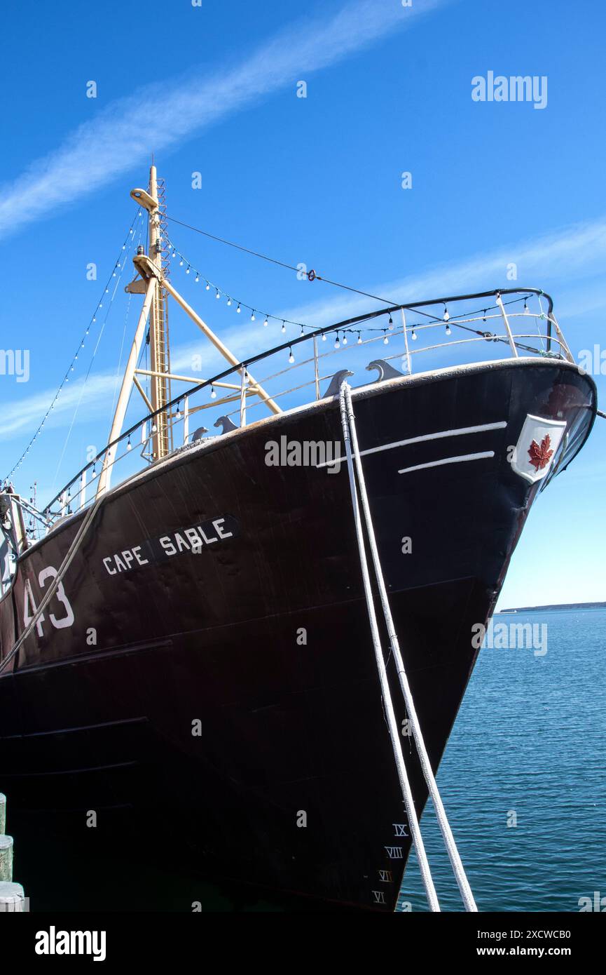 Side trawler hi-res stock photography and images - Alamy