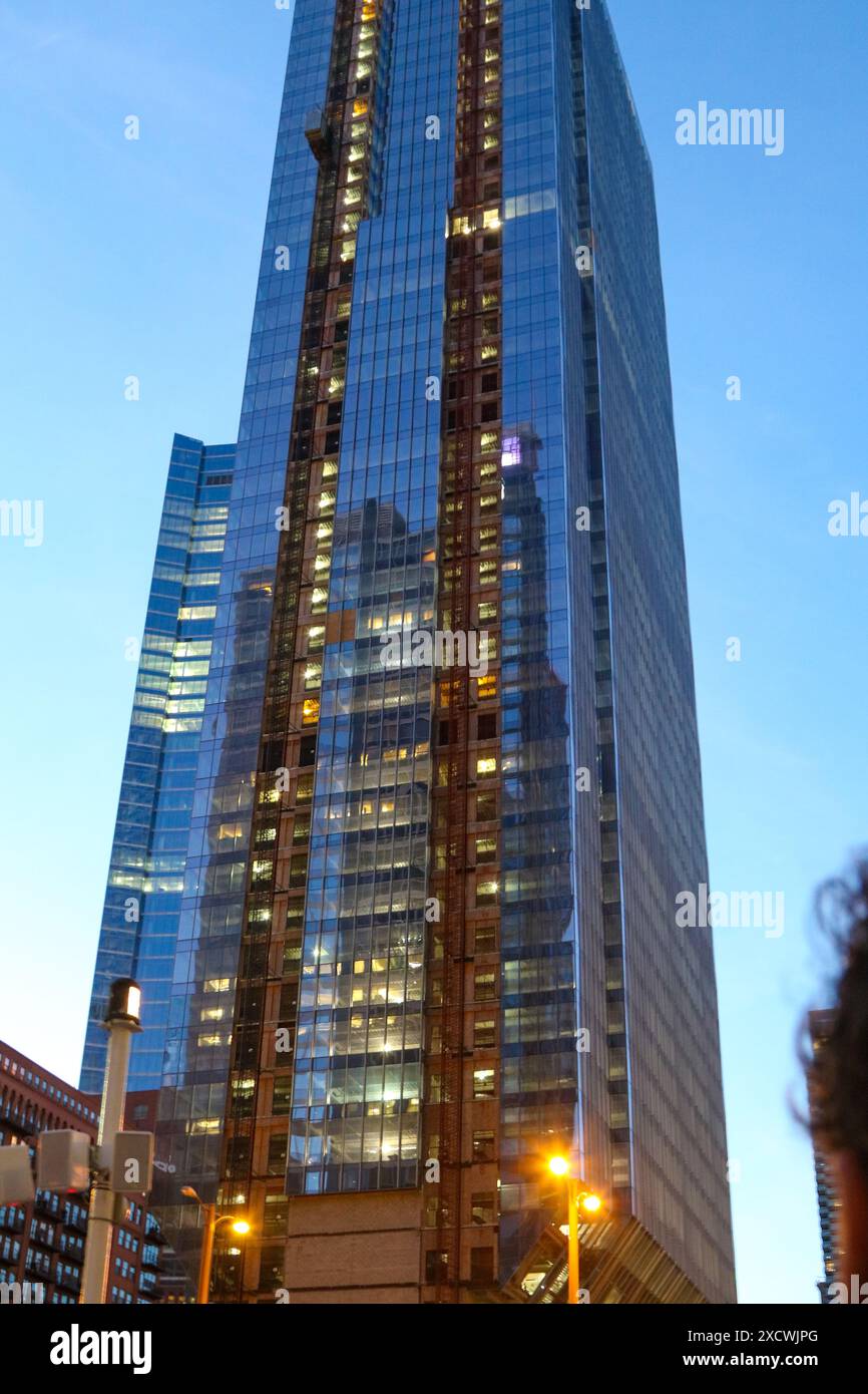Office Building in Downtown Chicago Illinois Stock Photo - Alamy
