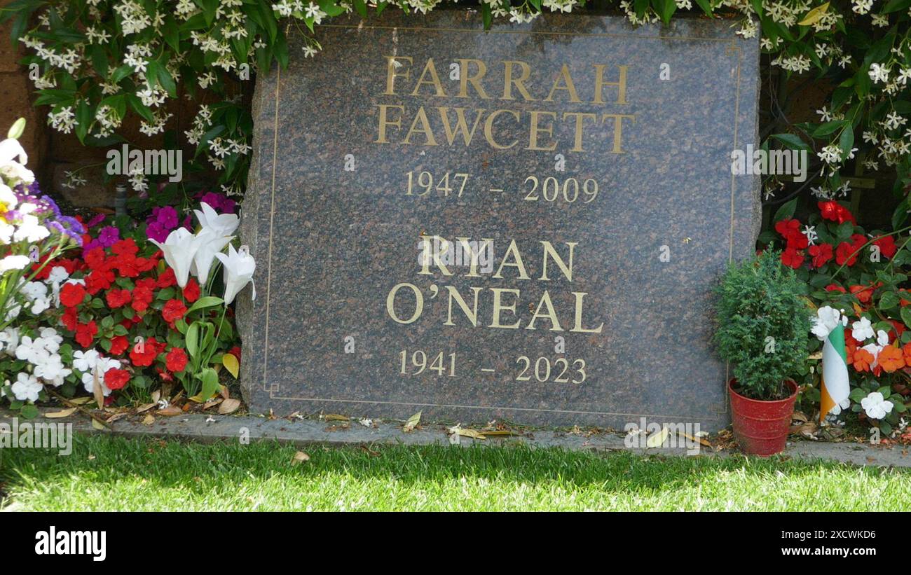 Los Angeles, California, USA 18th June 2024 Actress Farrah Fawcett and Actor Ryan OÕNeal Graves ...