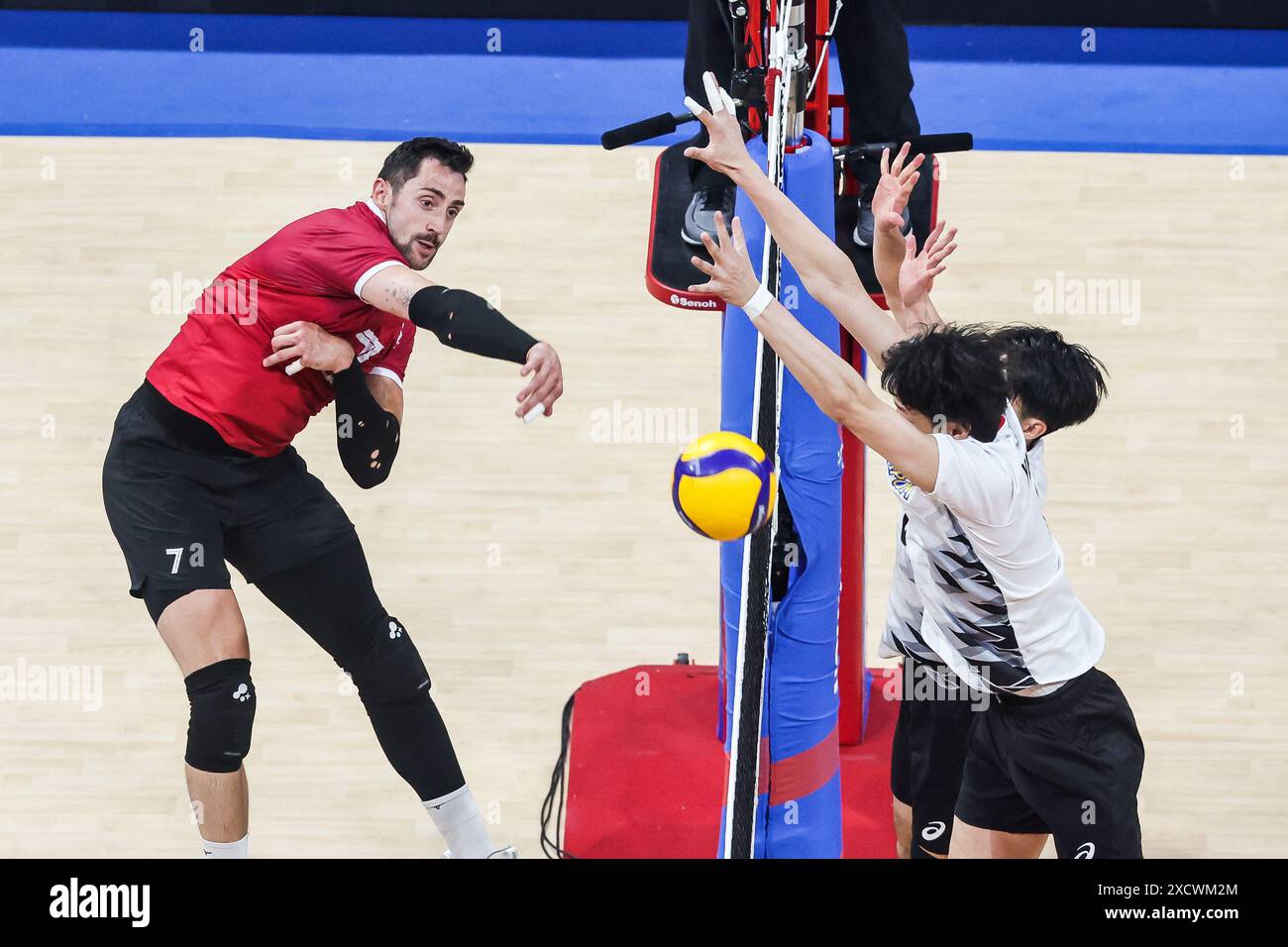 Pasay City, Philippines. 18th June, 2024. Stephen Timothy Maar (L) of ...
