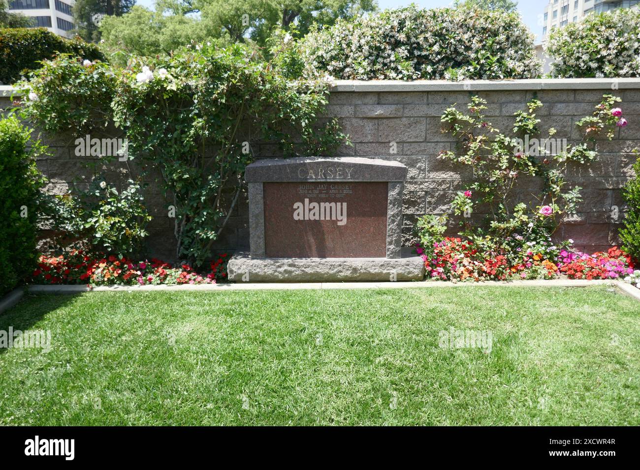 Los Angeles, California, USA 18th June 2024 Producer John Jay Carsey Grave at Pierce Brothers ...