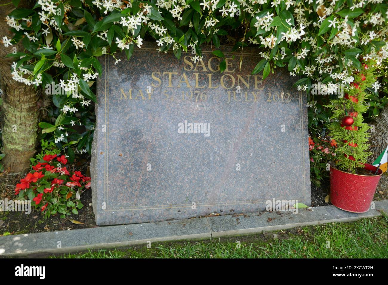 Los Angeles, California, USA 18th June 2024 Actor Sage Stallone Grave at Pierce Brothers ...