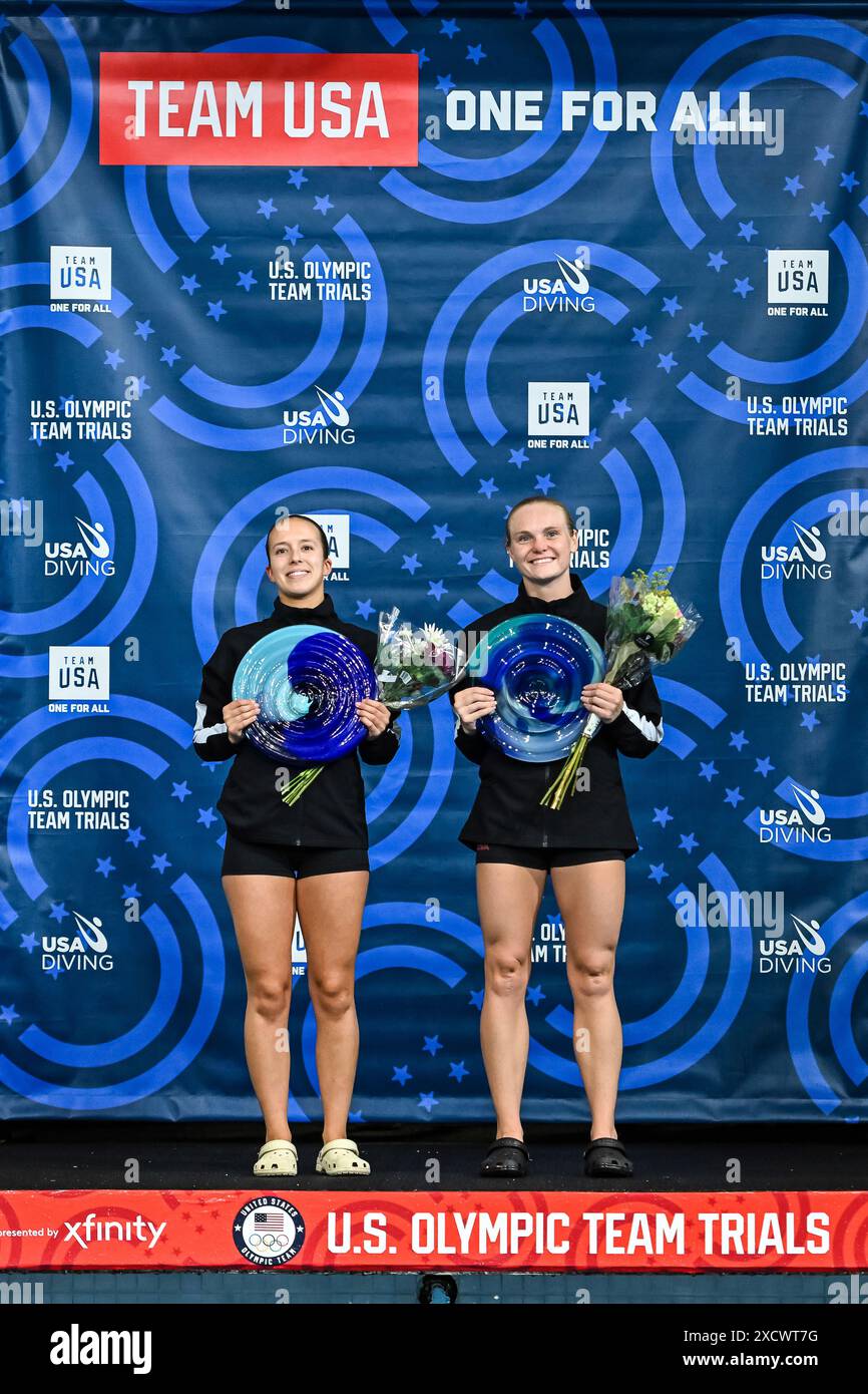 KNOXVILLE, TN - JUNE 18: Delaney Schnell and Jessica Parratto pose for ...