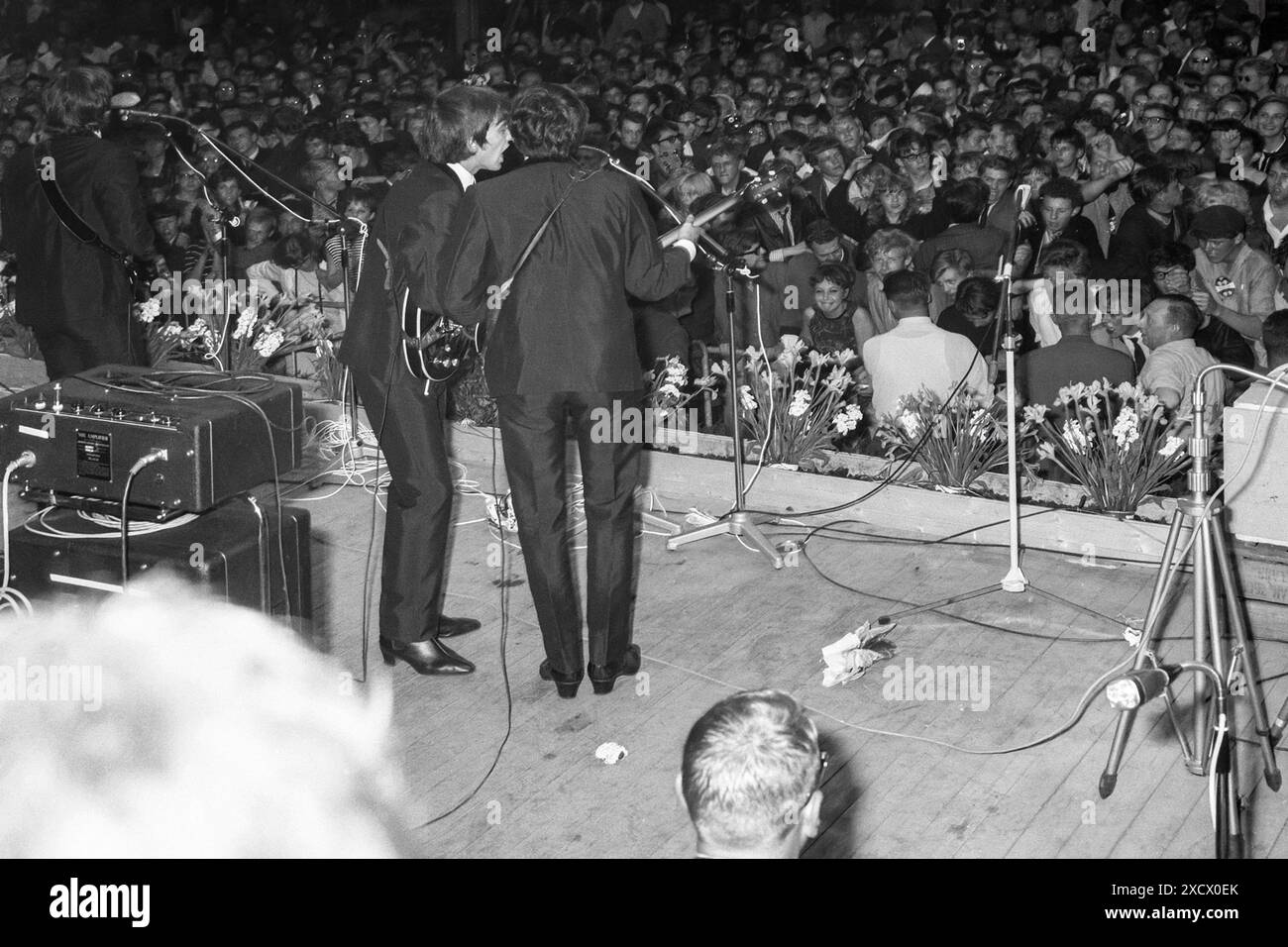 Backstage concert hall hi-res stock photography and images - Alamy