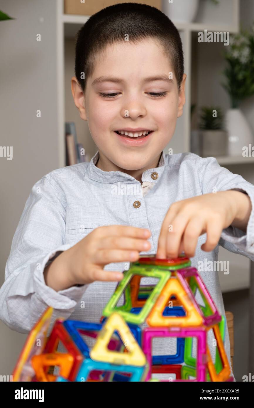 Kids playing constructor toys hi-res stock photography and images - Alamy