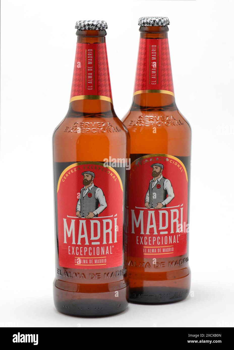 Madri beer bottles hi-res stock photography and images - Alamy