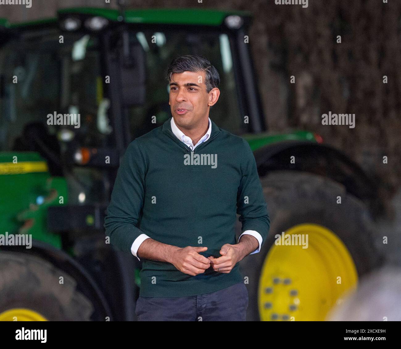rishi addressing local farming community Stock Photo - Alamy
