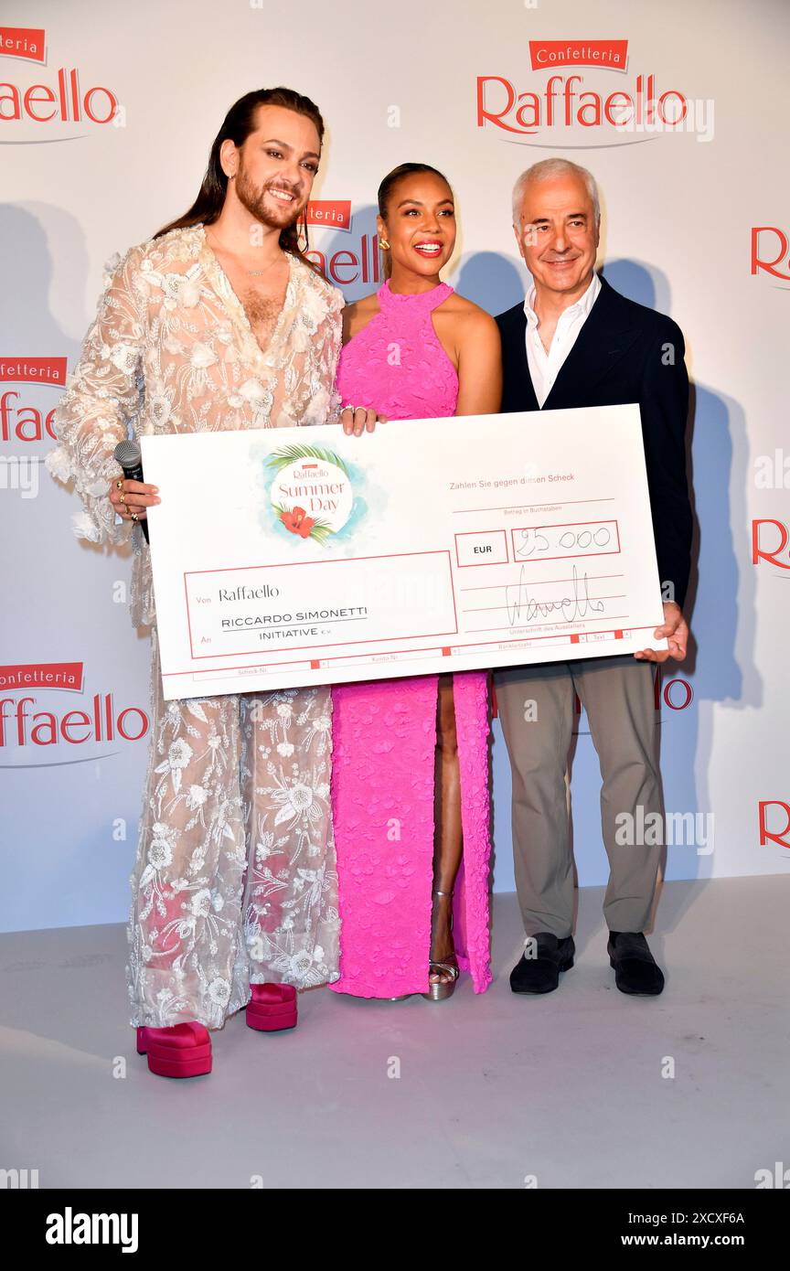 Riccardo Simonetti, Alexandra Maurer und Carlo Vassallo beim Raffaello ...