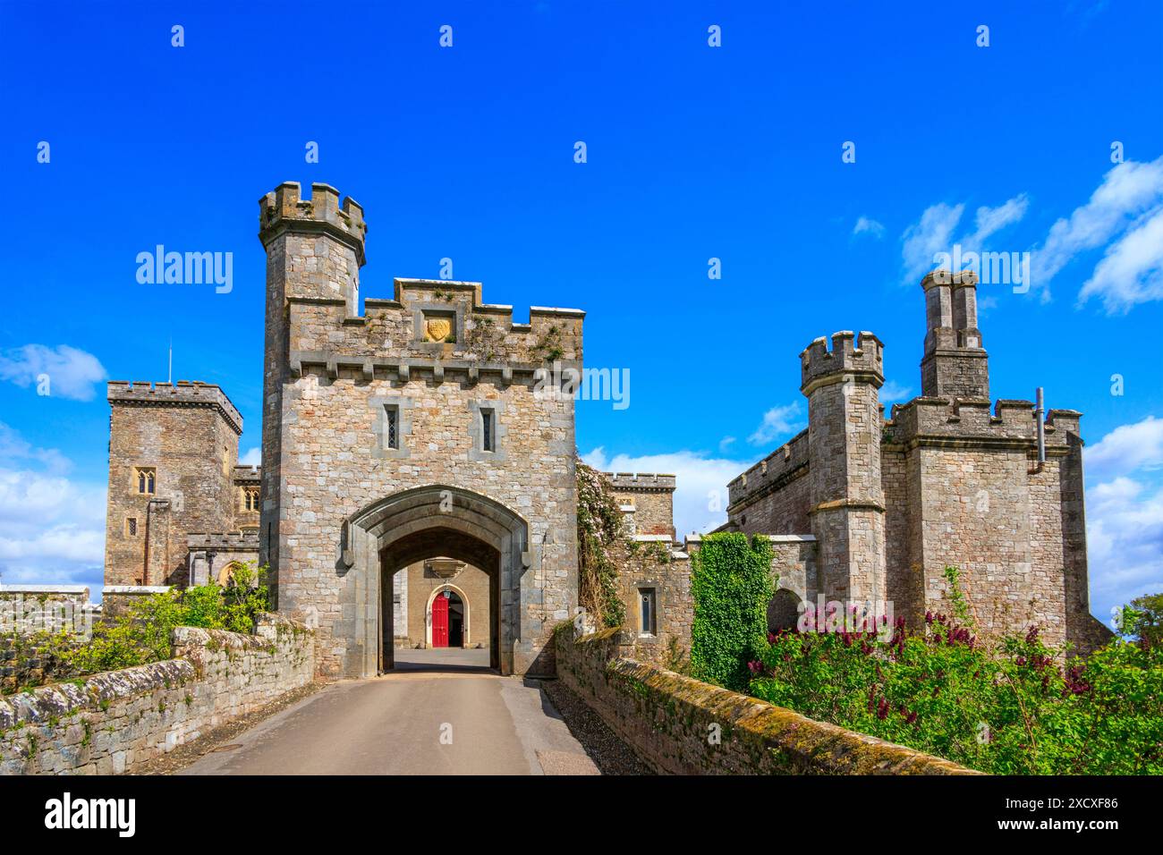 The gatehouse at Powderham Castle, home to the Earls of Devon in Kenton ...