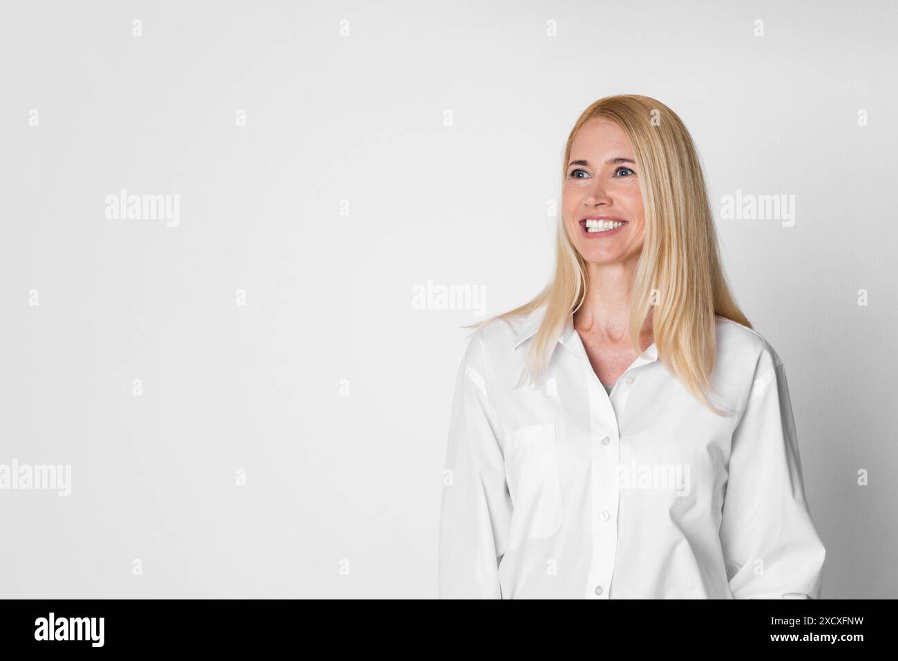 Woman white collared shirt hi-res stock photography and images - Alamy