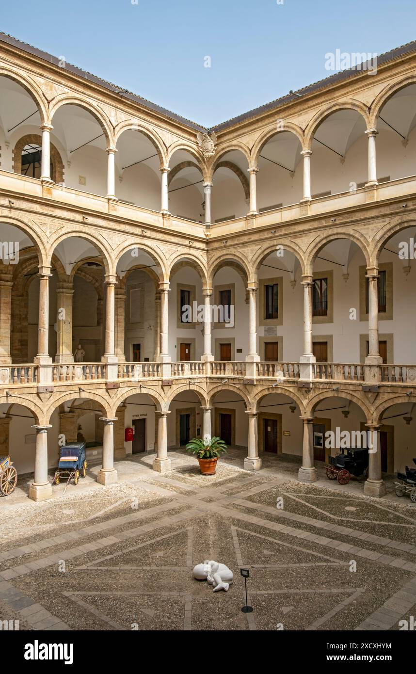 Palazzo dei normanni palace hi-res stock photography and images - Alamy