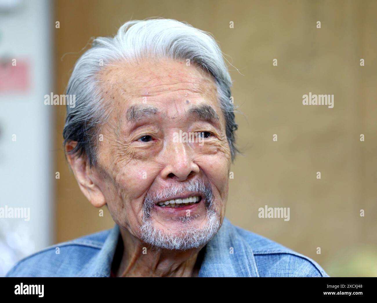 Akira Uno, a Japanese graphic artist, illustrator and painter Akita Uno ...