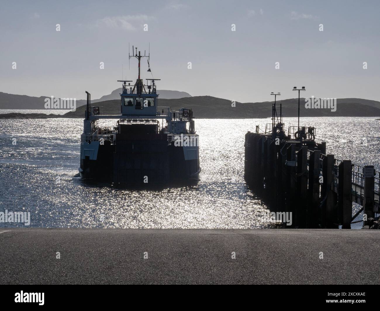 Island of barra ferry hi-res stock photography and images - Alamy