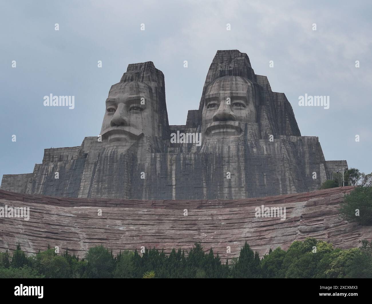 ZHENGZHOU, CHINA - JUNE 16, 2024 - A giant statue of Emperor Yan and Emperor Huang in Zhengzhou ...