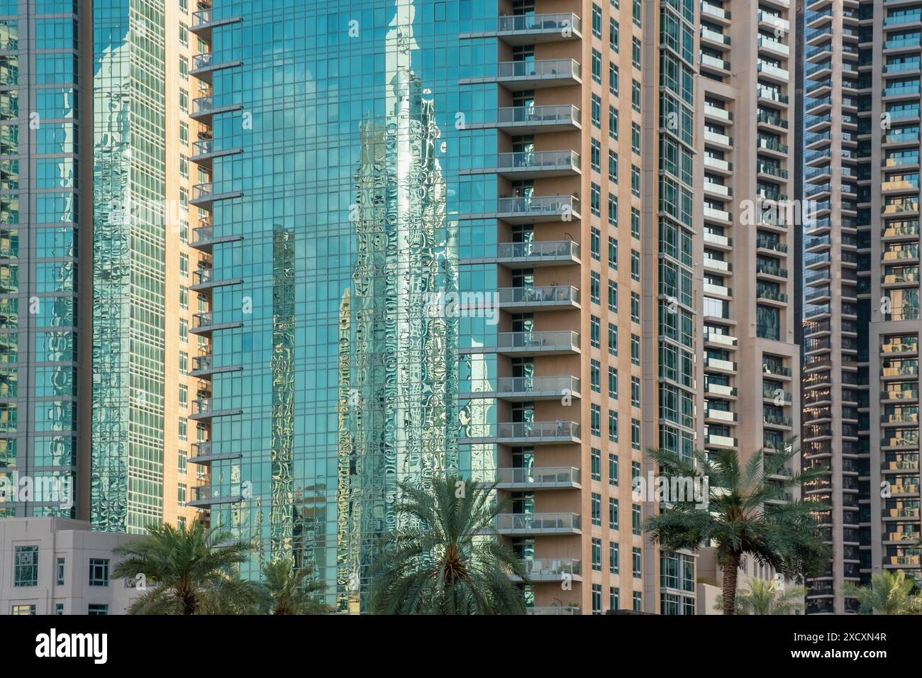 Facades high rise buildings hi-res stock photography and images - Alamy