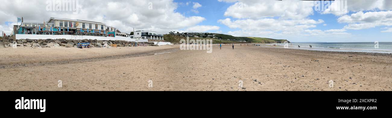 A panoramic view of Para Sands in Cornwall, England Stock Photo - Alamy
