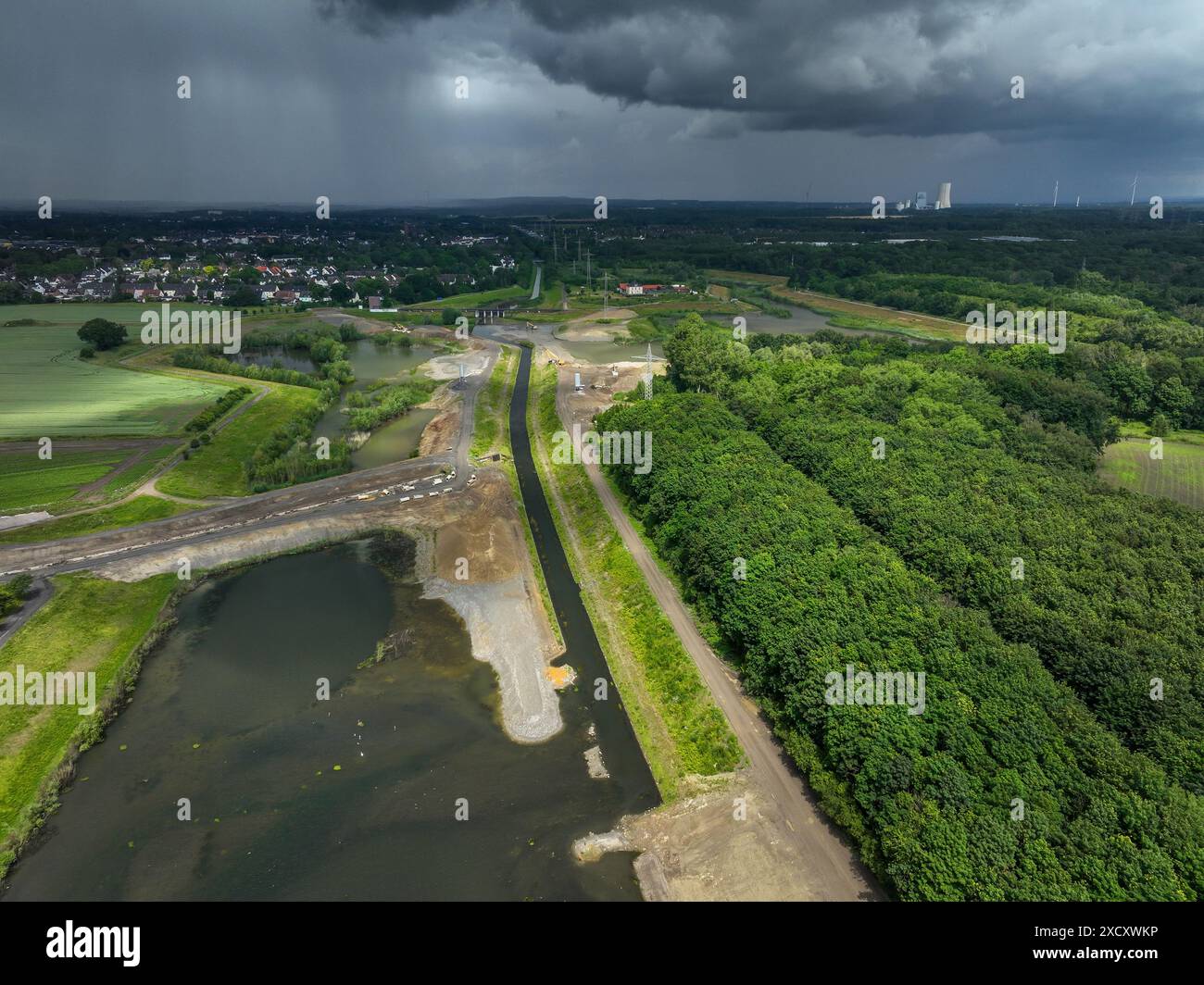 Beautiful water retention construction hi-res stock photography and ...