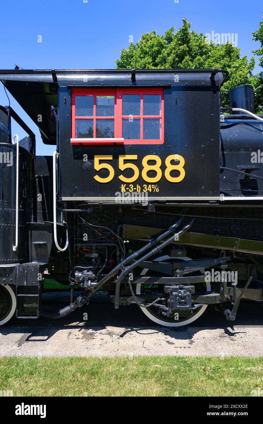 The Spirit of Windsor, steam locomotive monument, Windsor, Ontario ...
