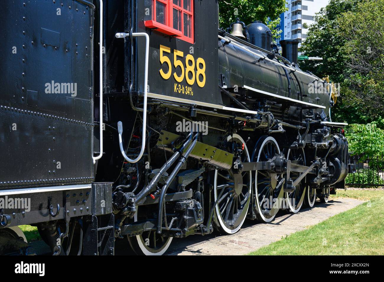 The Spirit of Windsor, steam locomotive monument, Windsor, Ontario ...